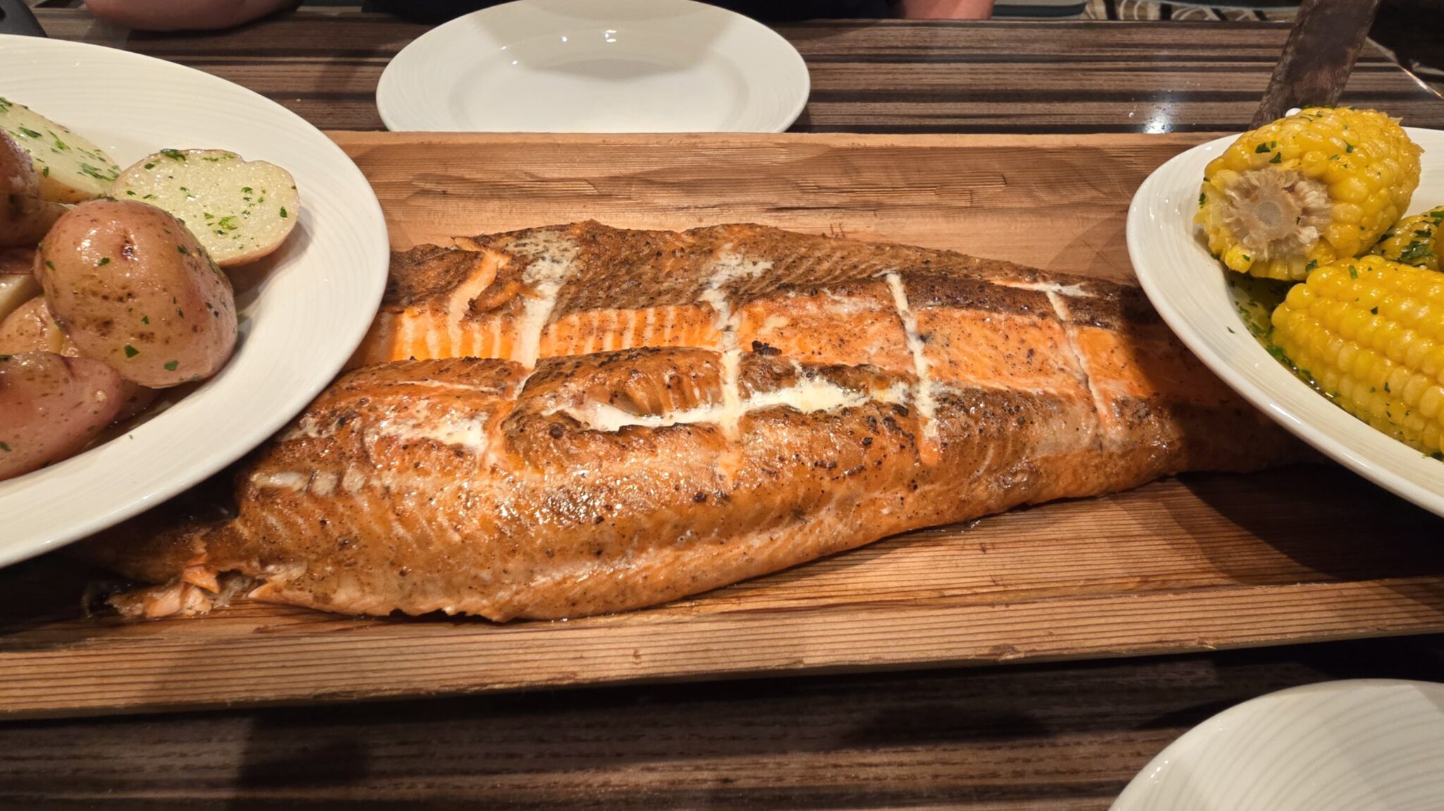 Muckleshoot Casino Resort Hotel Review – 3 Room Tours, New Pool ...