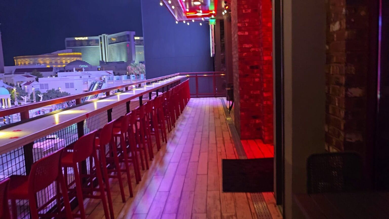 Blake Shelton's Ole Red Las Vegas VIP Experience Review | Best Location ...